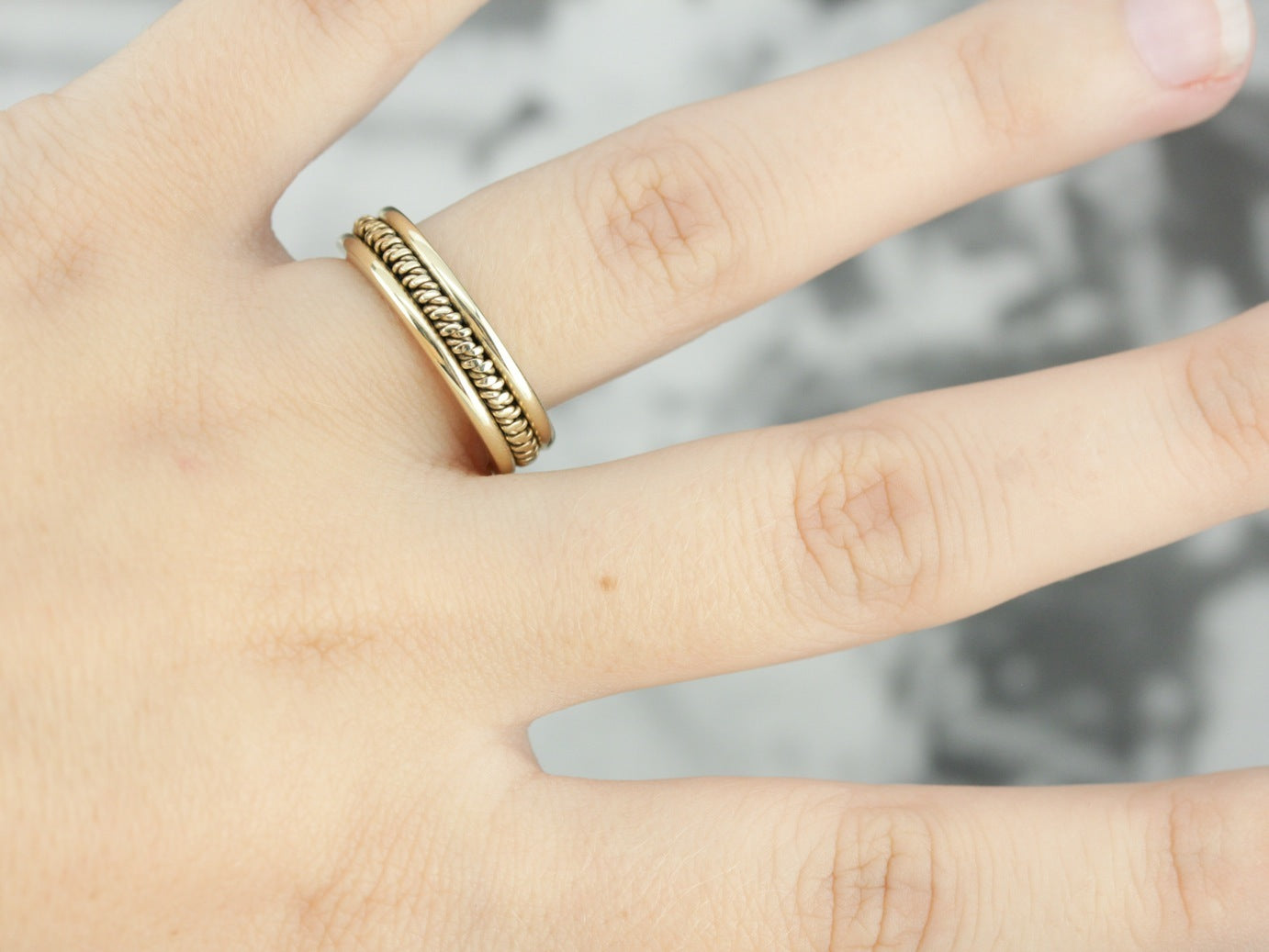 Interlocking Rope Decorative Gold Band - Market Square Jewelers