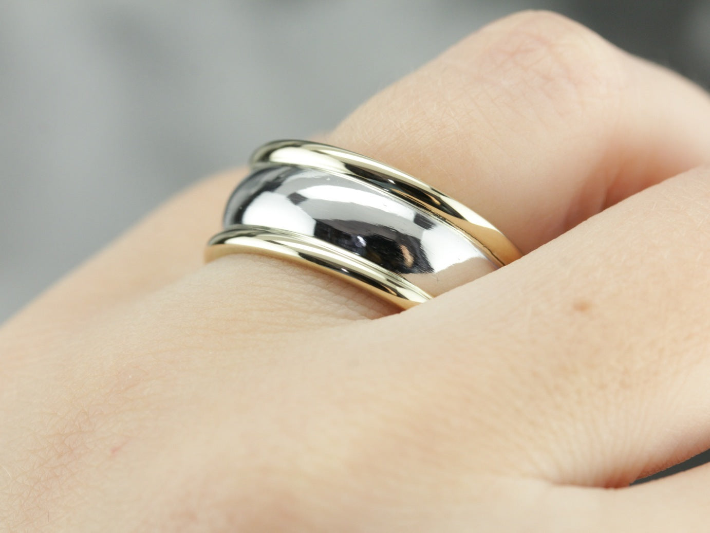 Vintage Mixed Metal Wedding Band - Market Square Jewelers