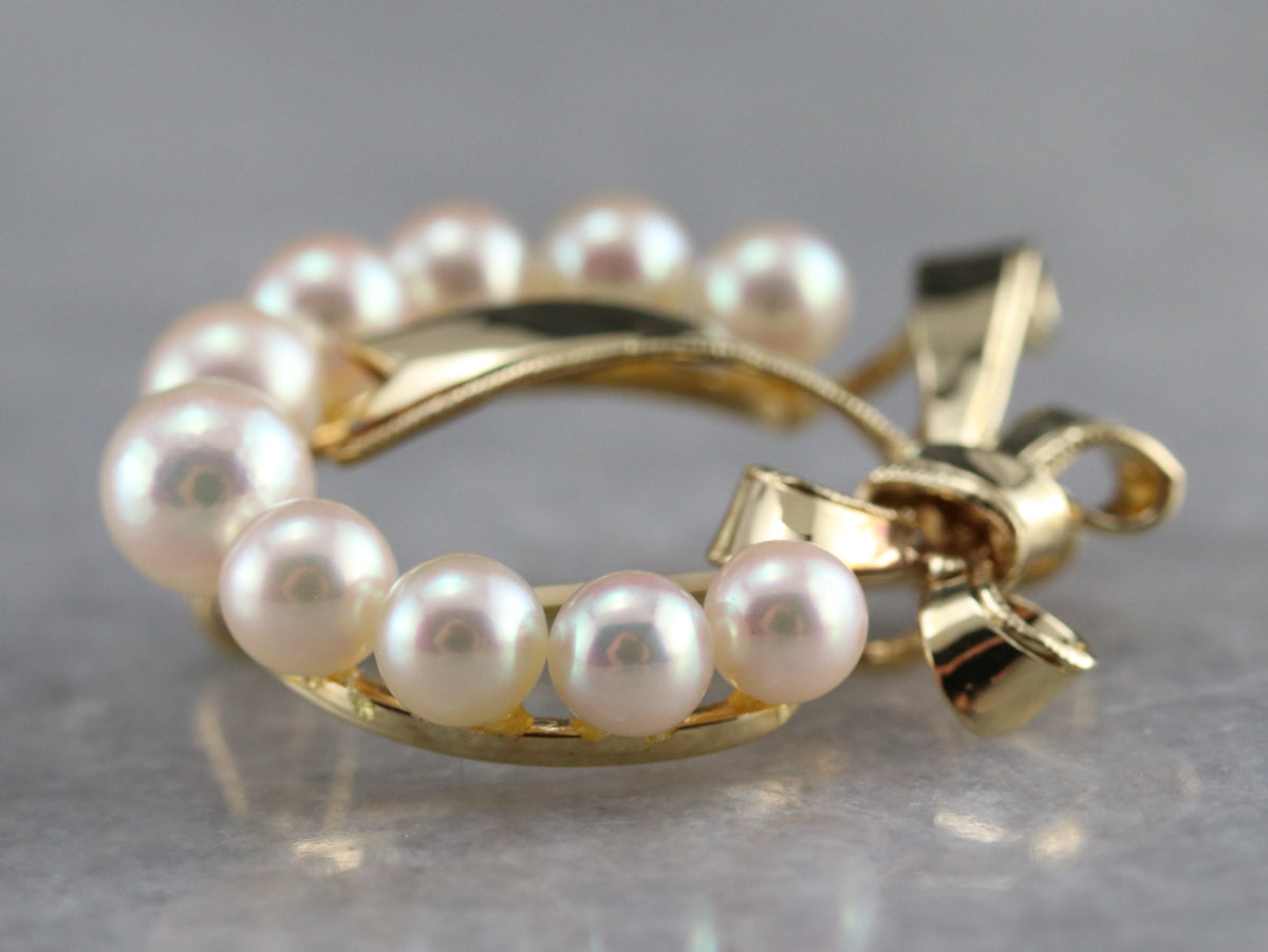 Retro Era Pearl Circle Pin - Market Square Jewelers
