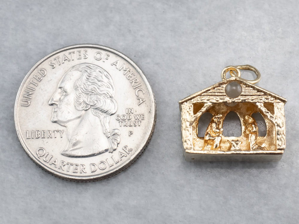 Vintage Gold Manger Charm Pendant - Market Square Jewelers