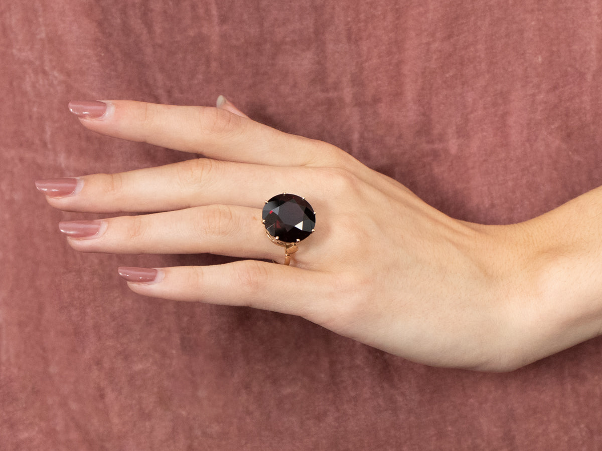 Round Pyrope Garnet Gold Cocktail Ring - Market Square Jewelers