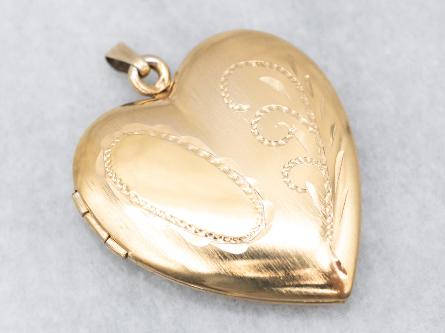 Fine Gold Engraved Purse Locket or Pendant
